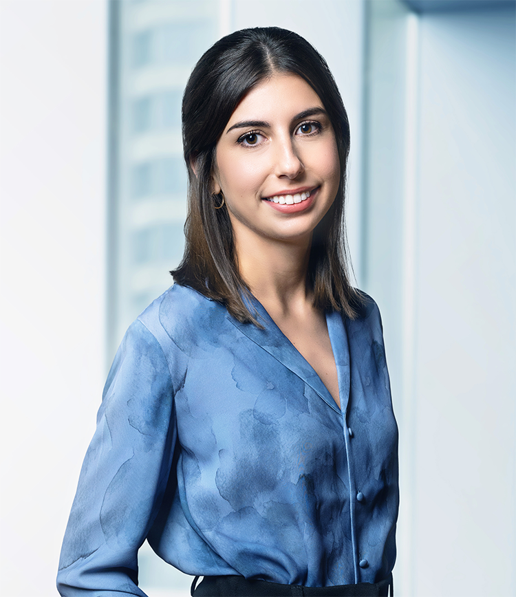 Victoria Strugurescu - Lockyer Zaduk Zeeh